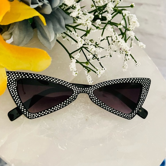 Accessories | New Retro Cat Eye Sunnies | Poshmark